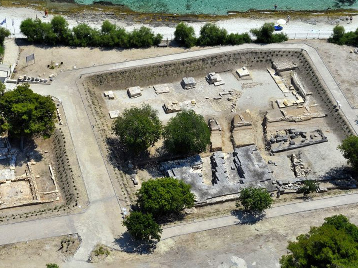 Holidays in the beach - Stathis Hotel Siviri Halkidiki Greece